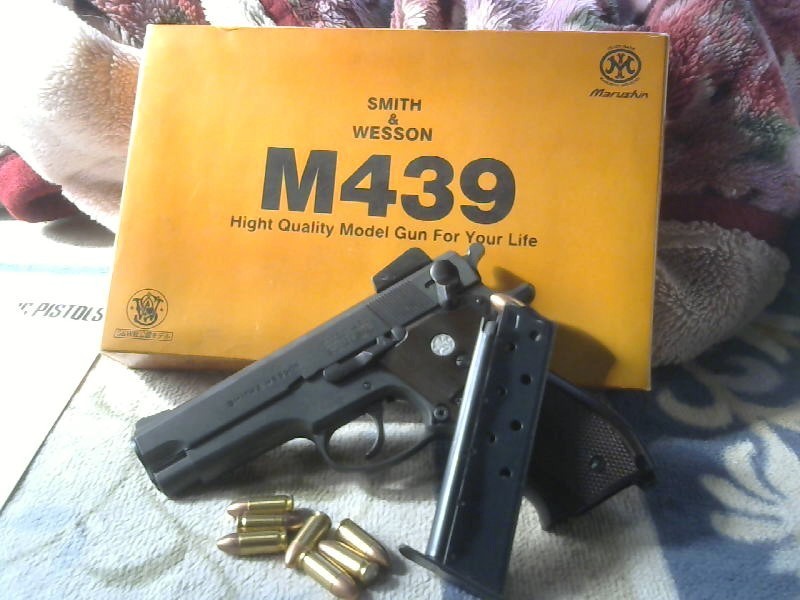 モデルガン・グラフィティ